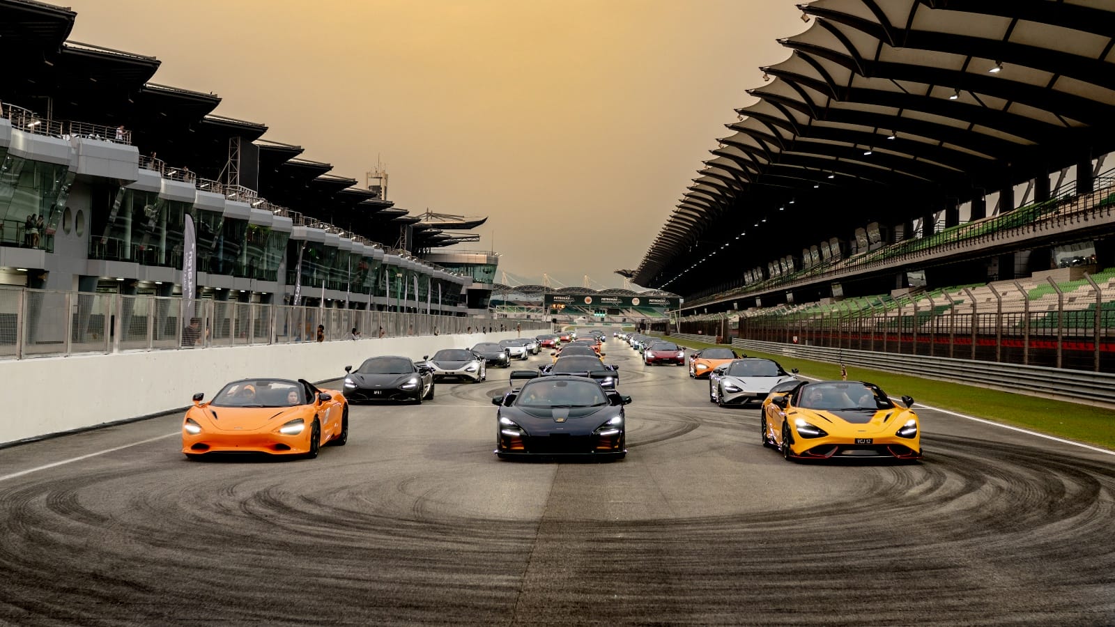 McLaren Owner’s Community Malaysia Hosts Thrilling Supercar Night Track ...