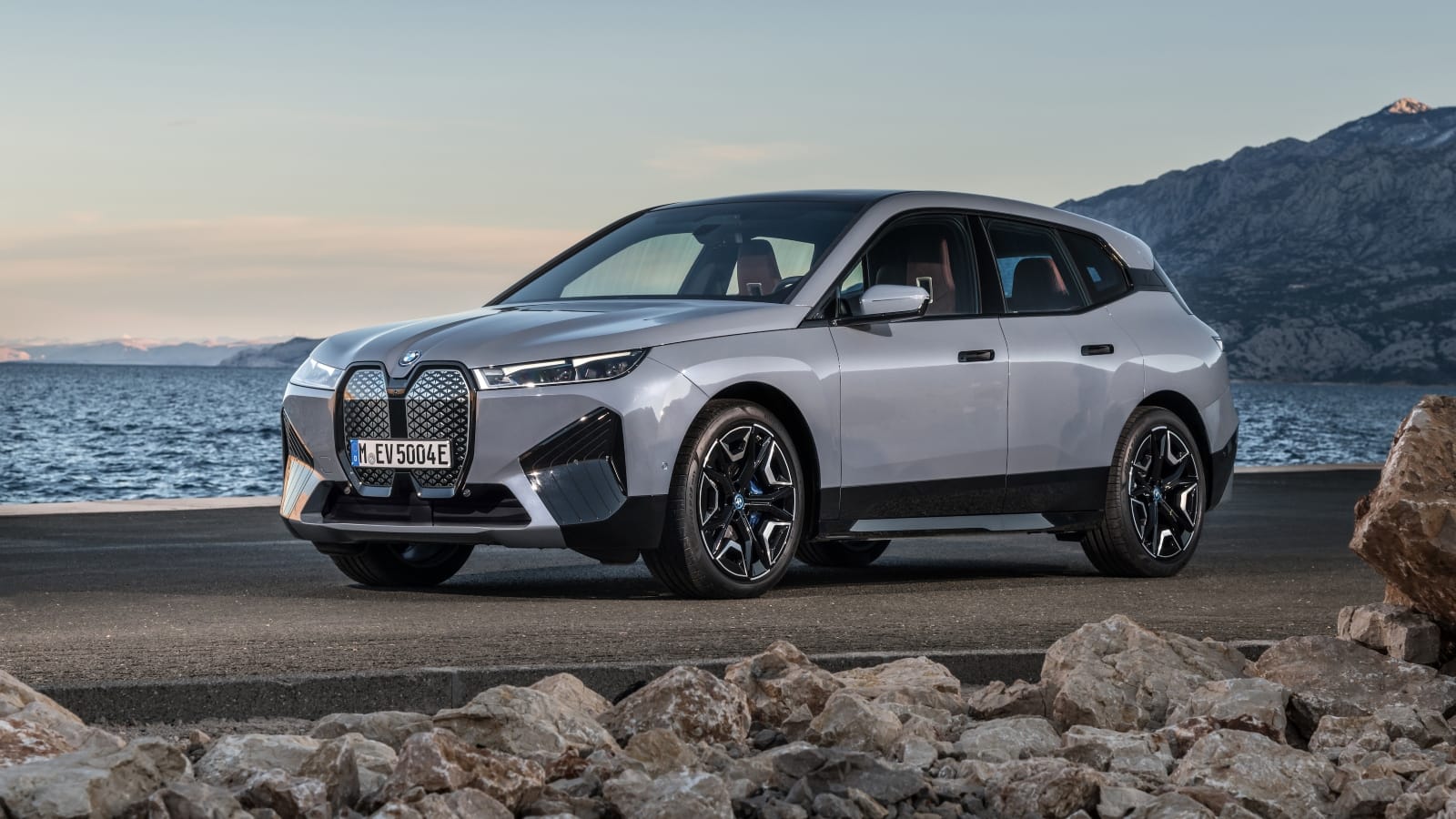 The All-Electric BMW iX SUV Will Change The Way You Think About ...