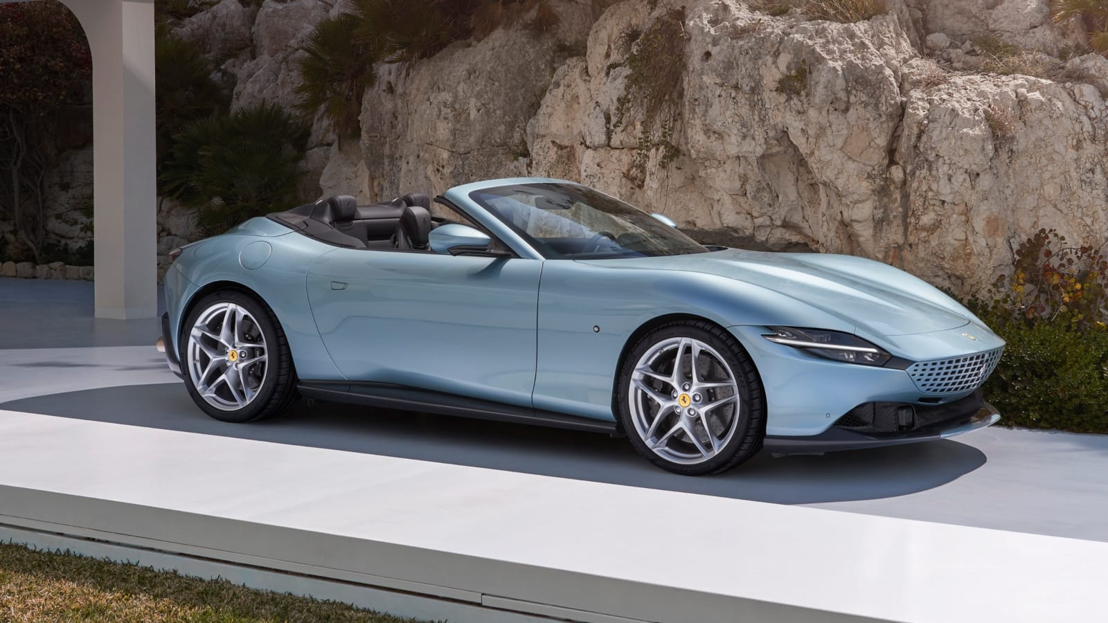 Meet The Ferrari Roma Spider, A Turbo-Charged Soft-Top Convertible ...
