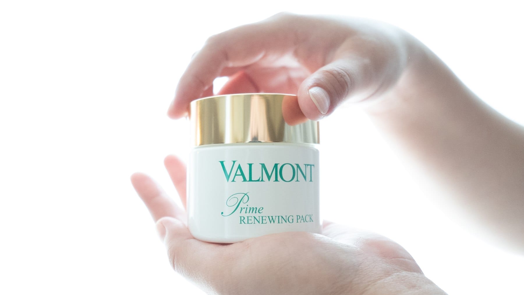 Anti-Ageing Luxury Swiss Brand Valmont Debuts Its Transformative ...